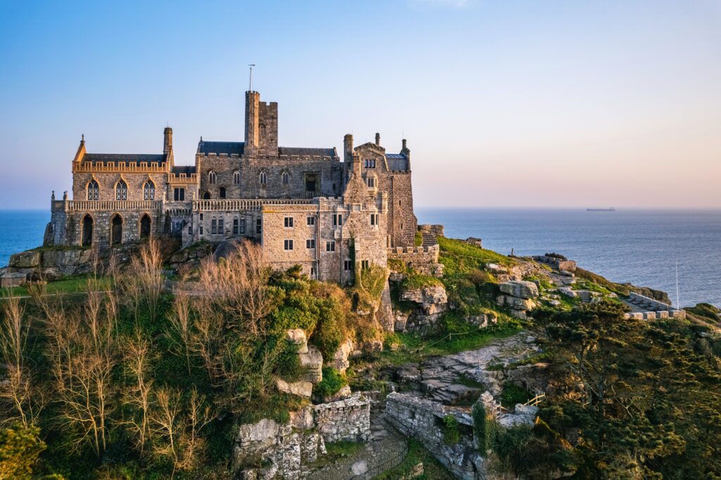 Cornwall by Belmond Britannic Explorer luxury train